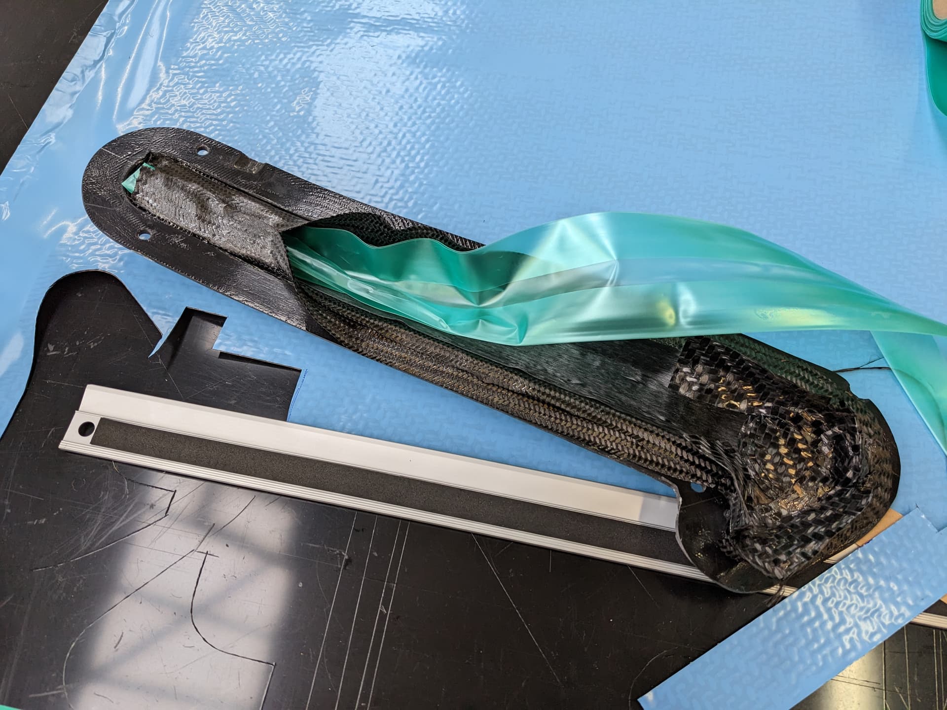 FFC composite builds - Build Logs - Custom Framebuilding Forum